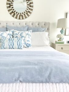 Layered Bedding Ideas (How to Create a Beautiful and Cozy Bed ...