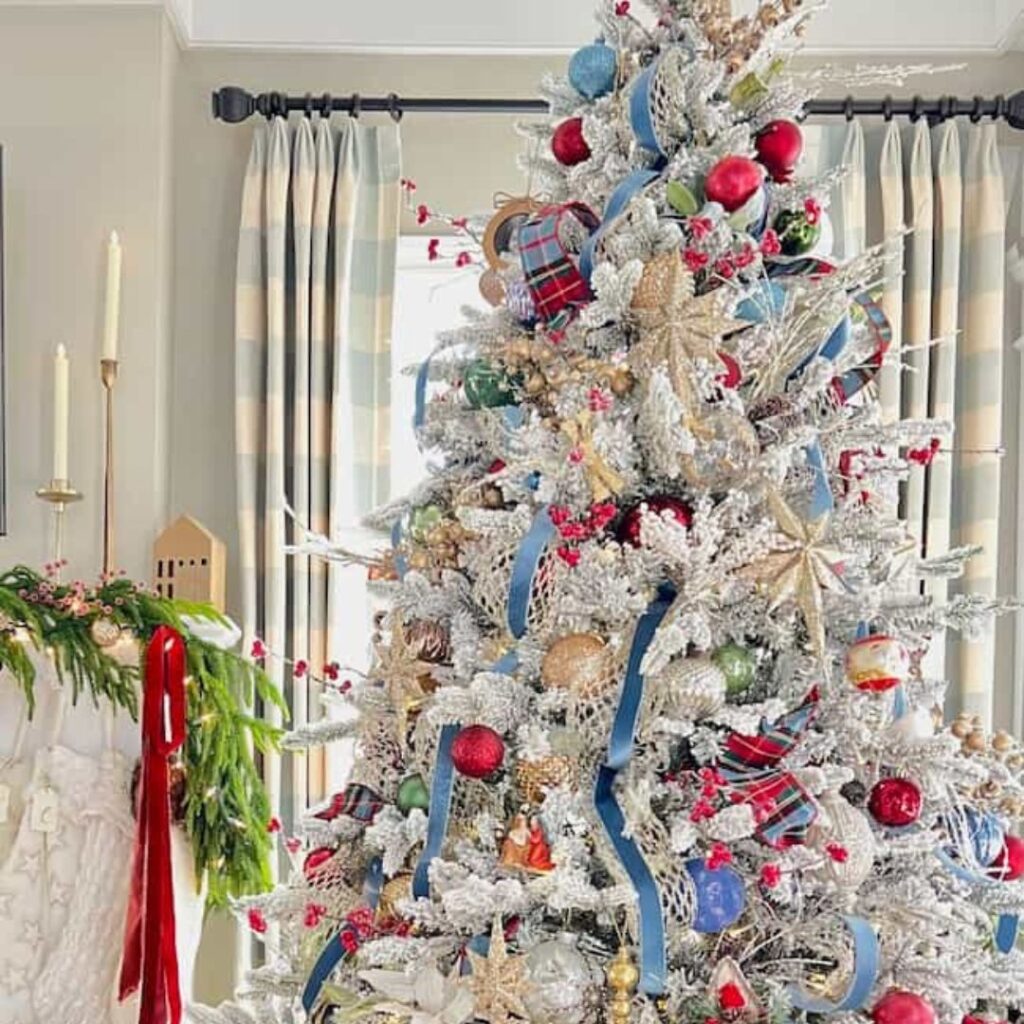 How to Make Christmas Trees with Borax - Perfecting Places