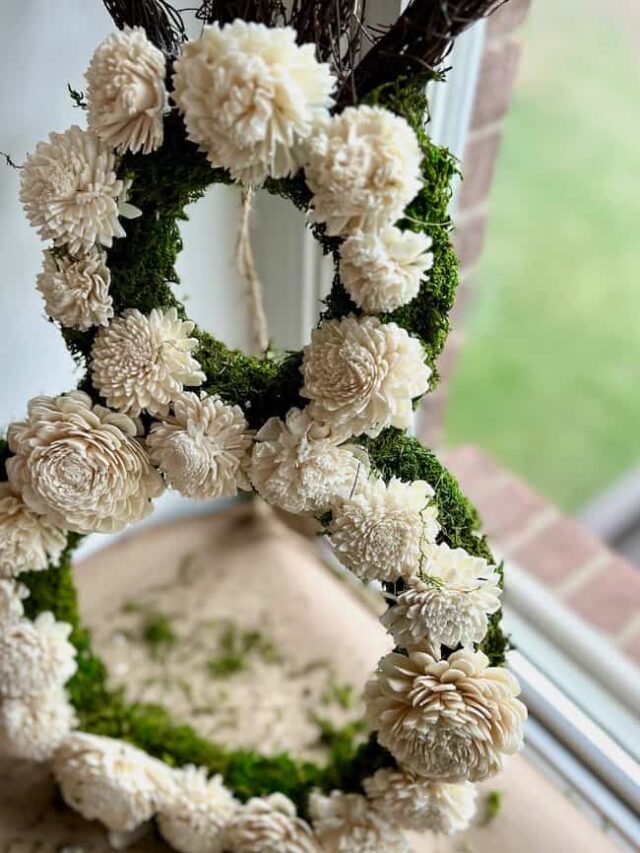 How to Make a Cute DIY Bunny Wreath for Easter - Perfecting Places