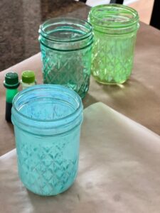 Tinting Glass Jars with Mod Podge – A Stunning DIY Makeover ...